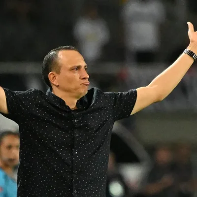 ¡Ya es oficial! El técnico Alejandro Restrepo comienza su carrera ...