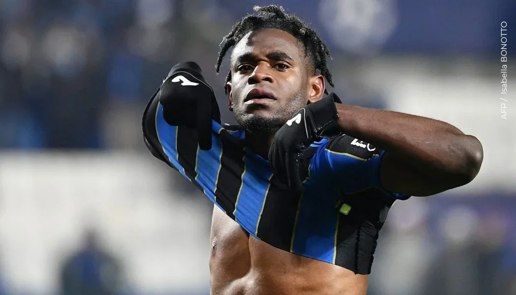 Duván Zapata pasaría a tener el mejor sueldo en su posible nuevo equipo ...