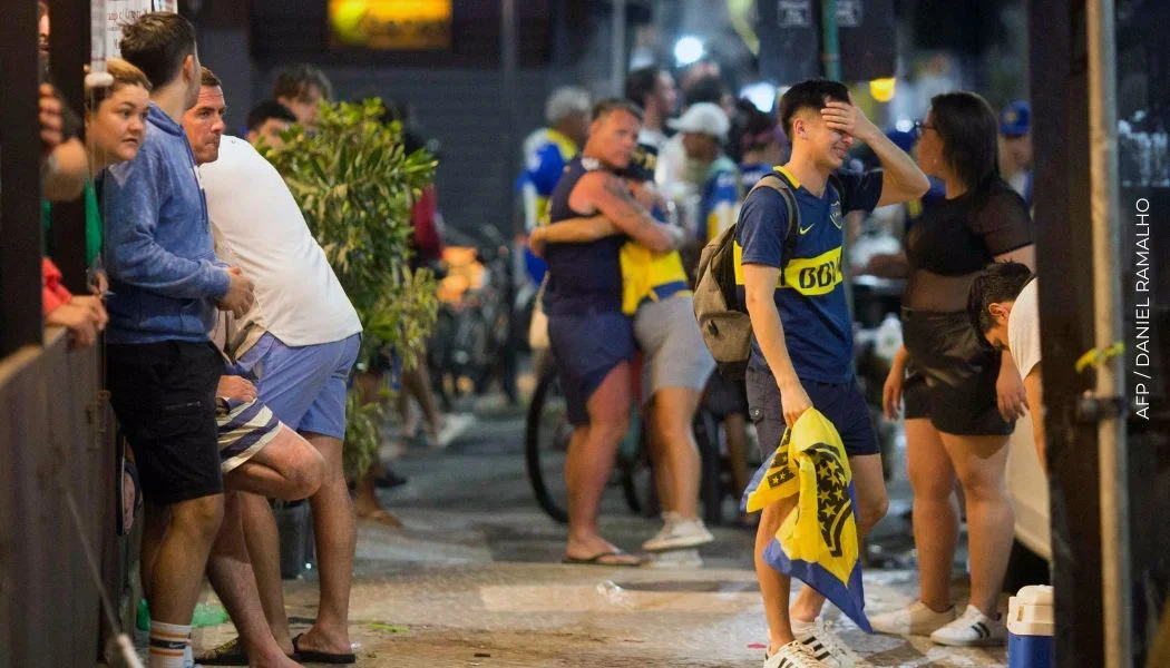 Riñas entre hinchas de Boca en Manizales luego de perder final de ...