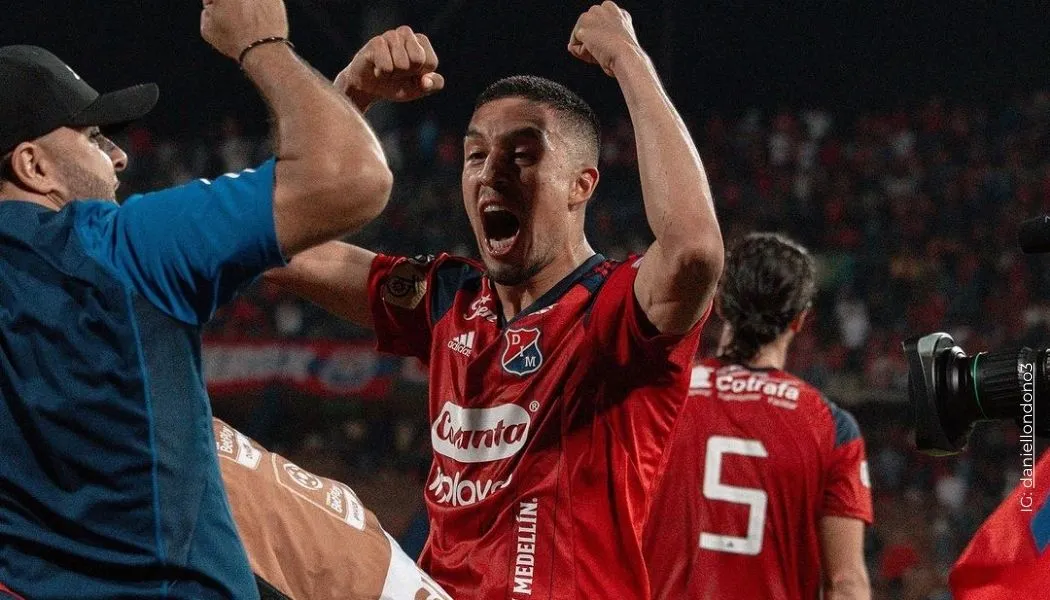 Señalan de sospechosa actitud de Daniel Londoño en el golazo de Wilson ...