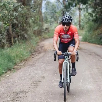 "Quiero acercarme al top 10": Brayan Chaves va por la historia en el Mundial de Gravel ...