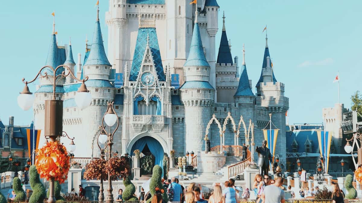¿Quiere ir a Disney World? Esto es lo que cuesta viajar a los parques ...