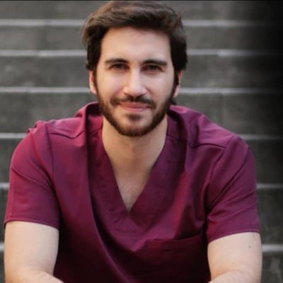 Doctor Negrete, el médico instagramer que rompe mitos sobre vacuna anti ...