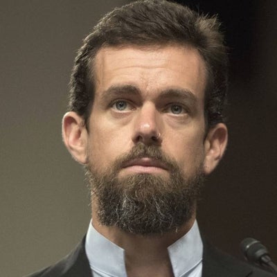 A la venta el primer tuit, su oferta alcanza ahora los dos millones de ...