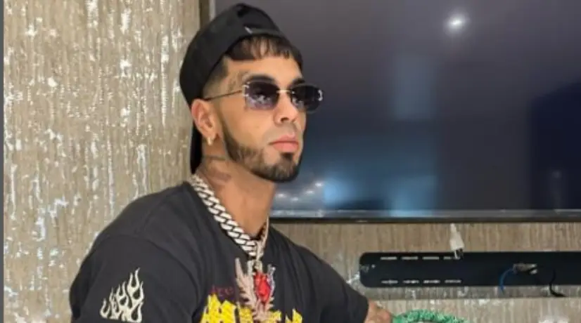 Anuel AA reaparece y asombra a todos con su extravagante cambio de ...