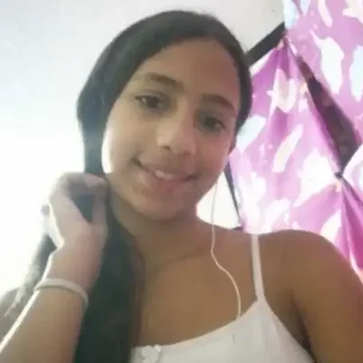 Familia busca desesperadamente a niña de 13 años que desapareció en ...