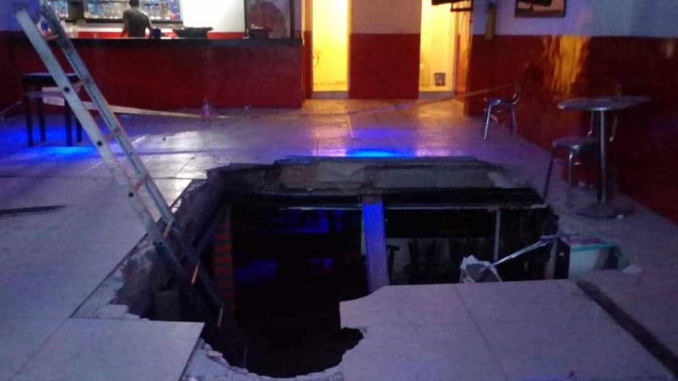 ¡impresionante! Así colapsó el piso de una discoteca en Bogotá ...