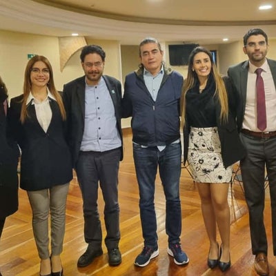 Congresistas de distintas bancadas aseguran reunirse para buscar ...