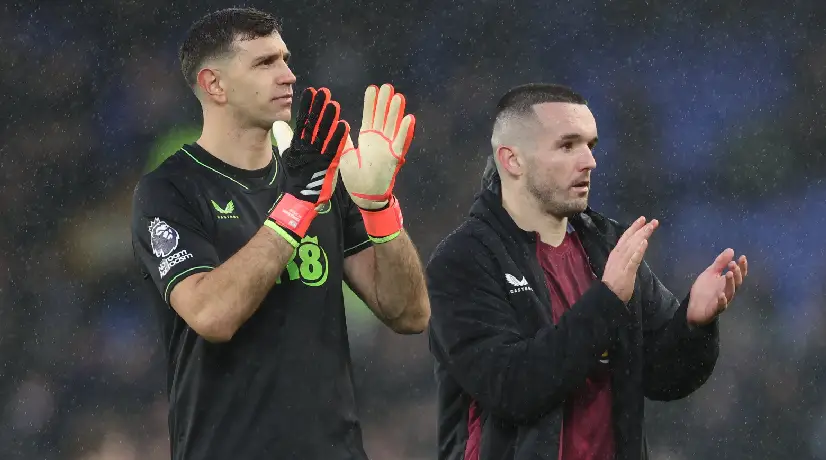 'Dibu' Martínez figura total en empate entre Aston Villa y Everton; Durán jugó y fue influyente ...