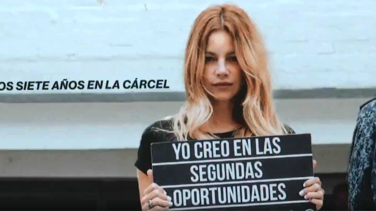 Una charla sobre libertad y oportunidades entre Johana Bahamón y Juan ...