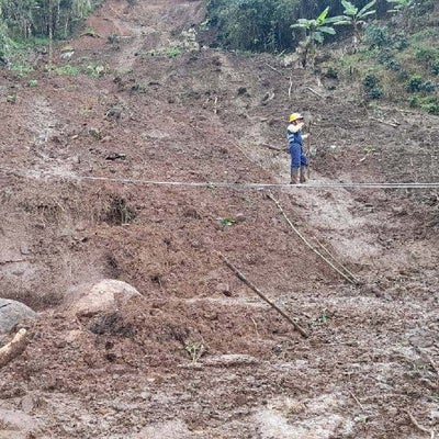 Invías atiende emergencia por desbordamiento del río Supía, en Caldas ...