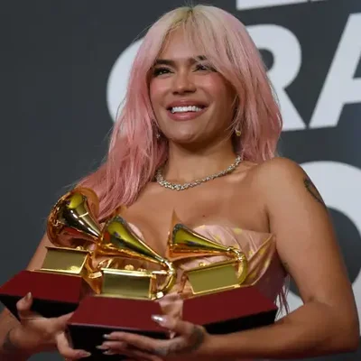 ¿Por qué Karol G dio un concierto en una cárcel de Ibagué? Esta es su ...