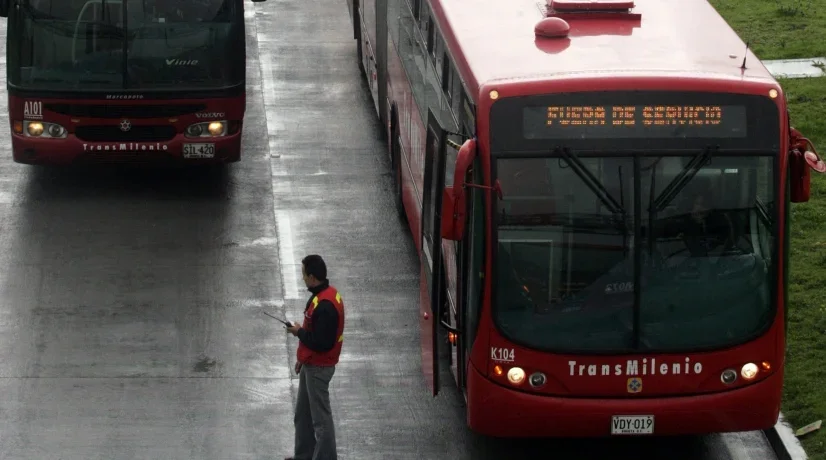 G66, la ruta de Transmilenio que desató un mito urbano en la ciudad de ...