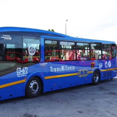 Conozca el primer bus eléctrico del SITP que circula por las calles de ...