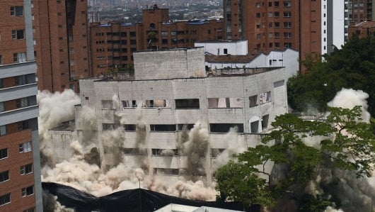 Así fue la demolición controlada del edificio Mónaco en Medellín ...