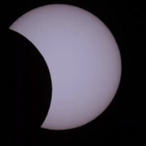 Reviva aquí el eclipse total de Sol que se observó en parte de Colombia ...