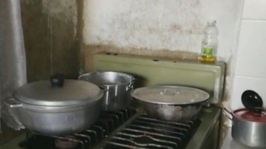 Capturan a mujer que le quemó las manos a su hijo de 5 años | Noticias RCN Capturan a mujer que le quemó las manos a su hijo de 5 años | Noticias RCN
