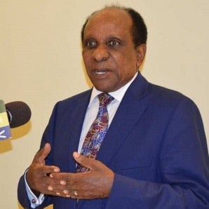 Murió el magnate Reginald Mengi, unos de los hombres más ricos de ...