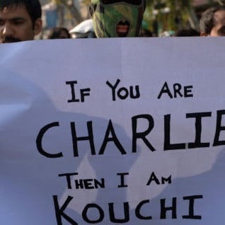 El mundo musulmán protesta contra caricatura de Mahoma en Charlie Hebdo ...