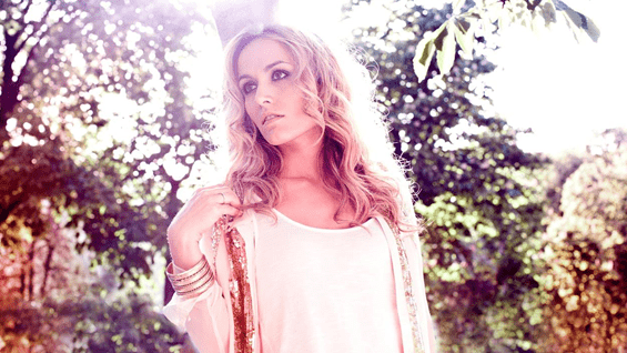 'Se acabó', el nuevo trabajo musical de María Bestar | Noticias RCN