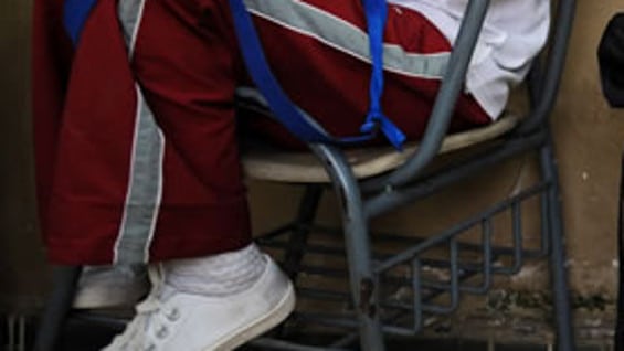 Denunciaron que un profesor habría abusado de un estudiante en un ... Denunciaron que un profesor habría abusado de un estudiante en un ...
