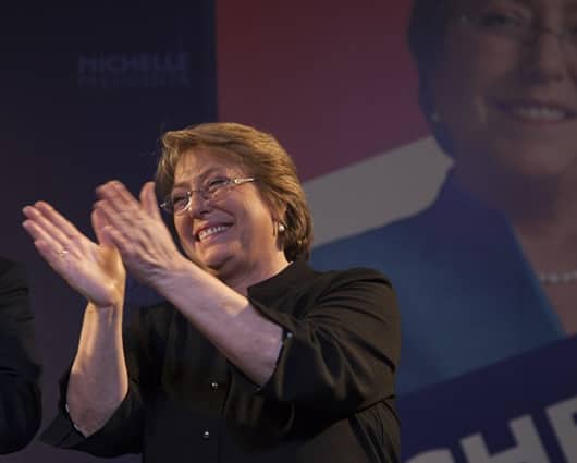 Candidata presidencial Michelle Bachelet lidera las encuestas ...