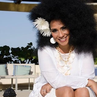 Aymee Nuviola, interpretando a Celia Cruz, cautiva la atención en los ...