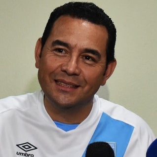 El comediante Jimmy Morales se proclama presidente electo de Guatemala ...