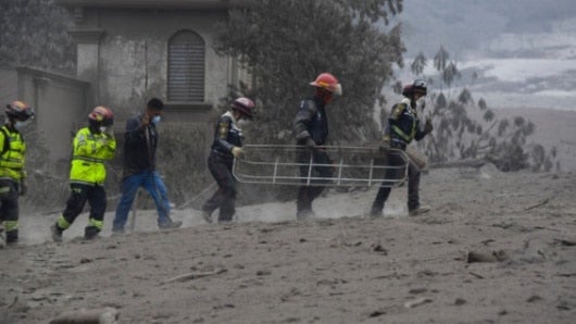 Guatemala: Santos y el mundo ofrecen ayuda a Morales ante tragedia ...