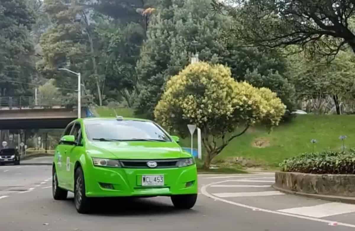 Bogotá se viste de verde: inicia la circulación de taxis eléctricos en ...