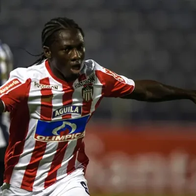 ¡Exclusivo! Yimmi Chará viaja a esta hora rumbo a Colombia para ...