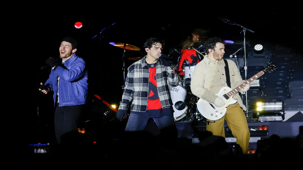Los Jonas Brothers llegan a Bogotá: Este viernes será su concierto en ...