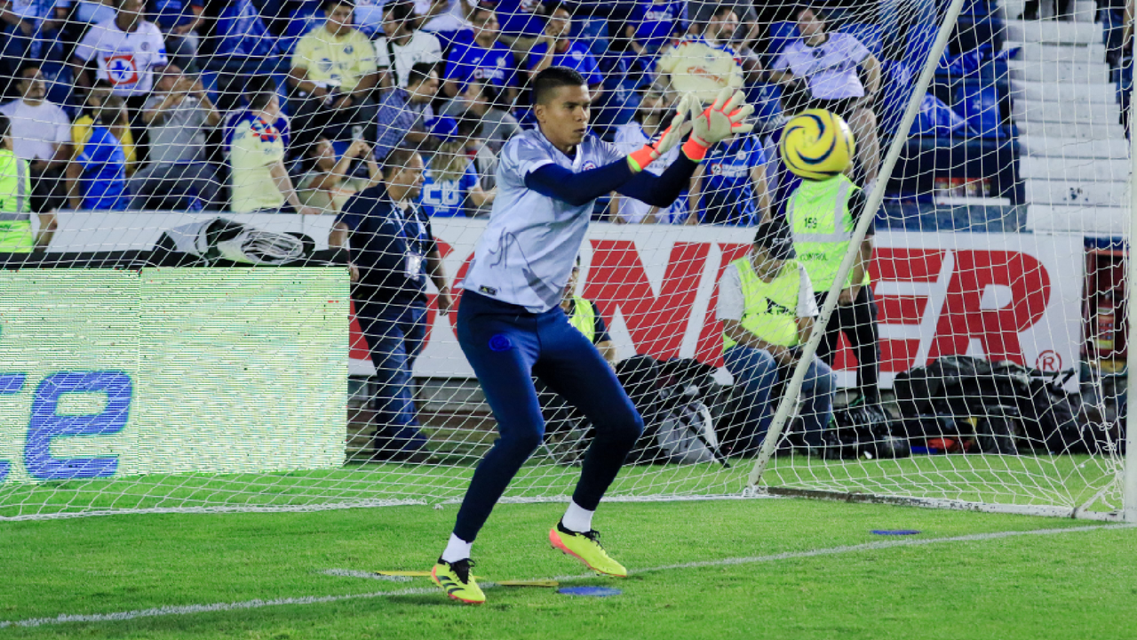 VIDEO | Kevin Mier se lució con gran atajada en la final de la Liga MX ...