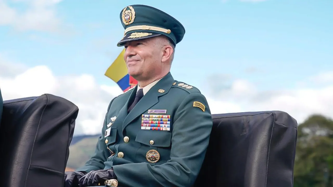 Así fue la ceremonia donde el general Luis Emilio Cardozo asumió como ...