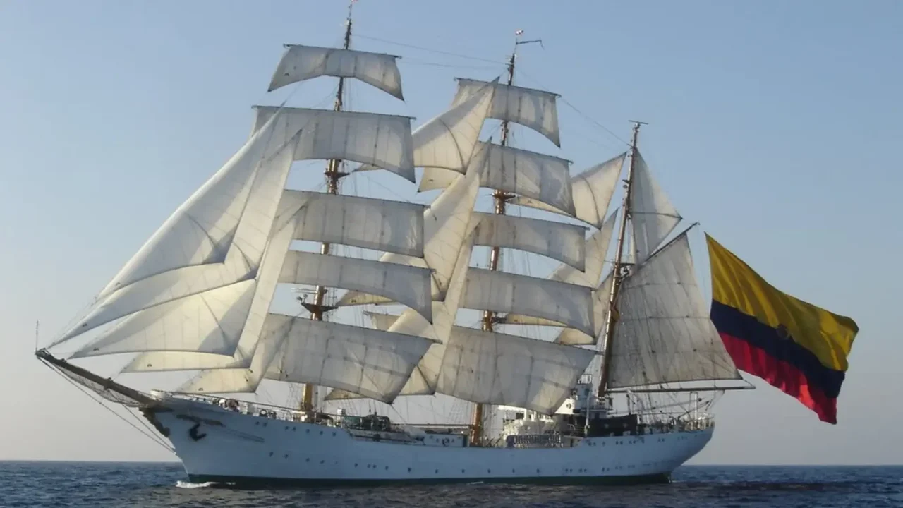 Los miedos que venció la valiente cadete Helen Vanegas en el Buque ...