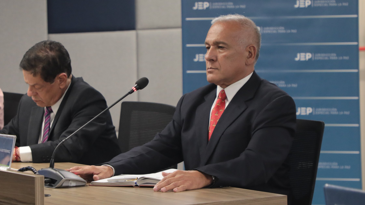 Coronel (r) Publio Mejía irá a juicio ante la JEP por 72 casos de ...