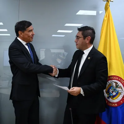 Álvaro Hernán Prada es elegido nuevo presidente del CNE tras renuncia ...