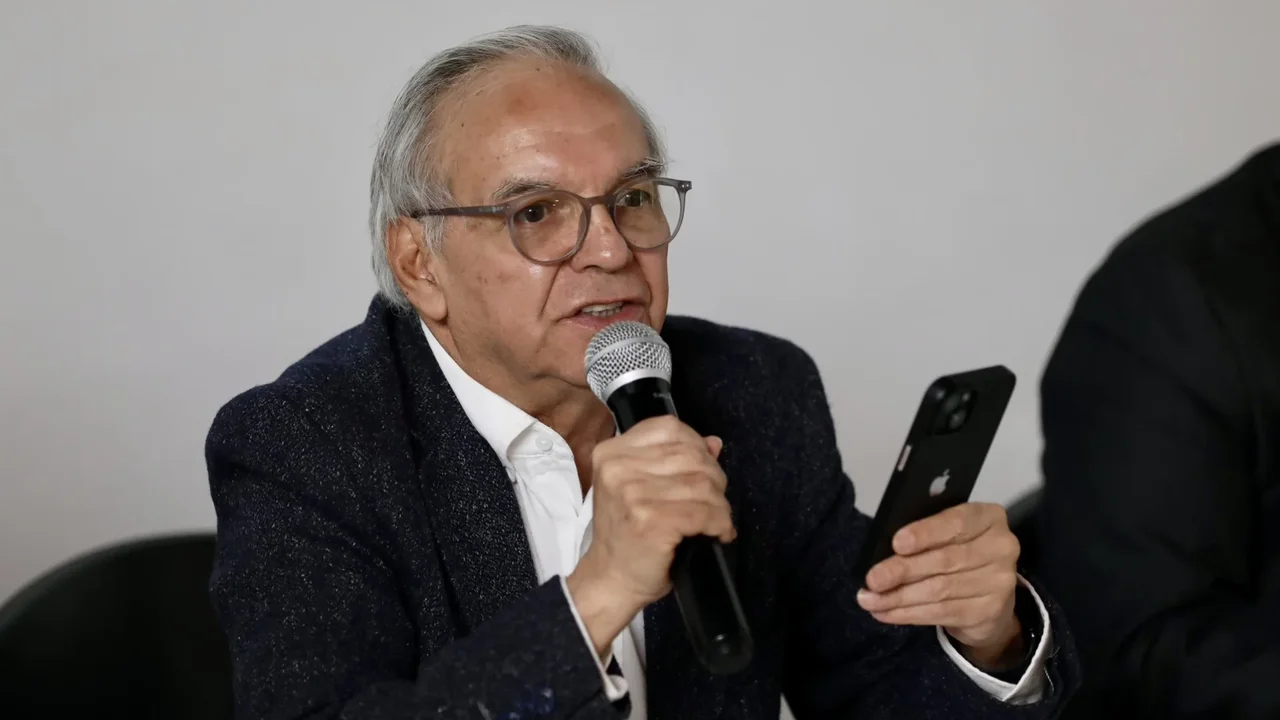 Tribunal Superior de Bogotá concede libertad al exministro Ricardo ...