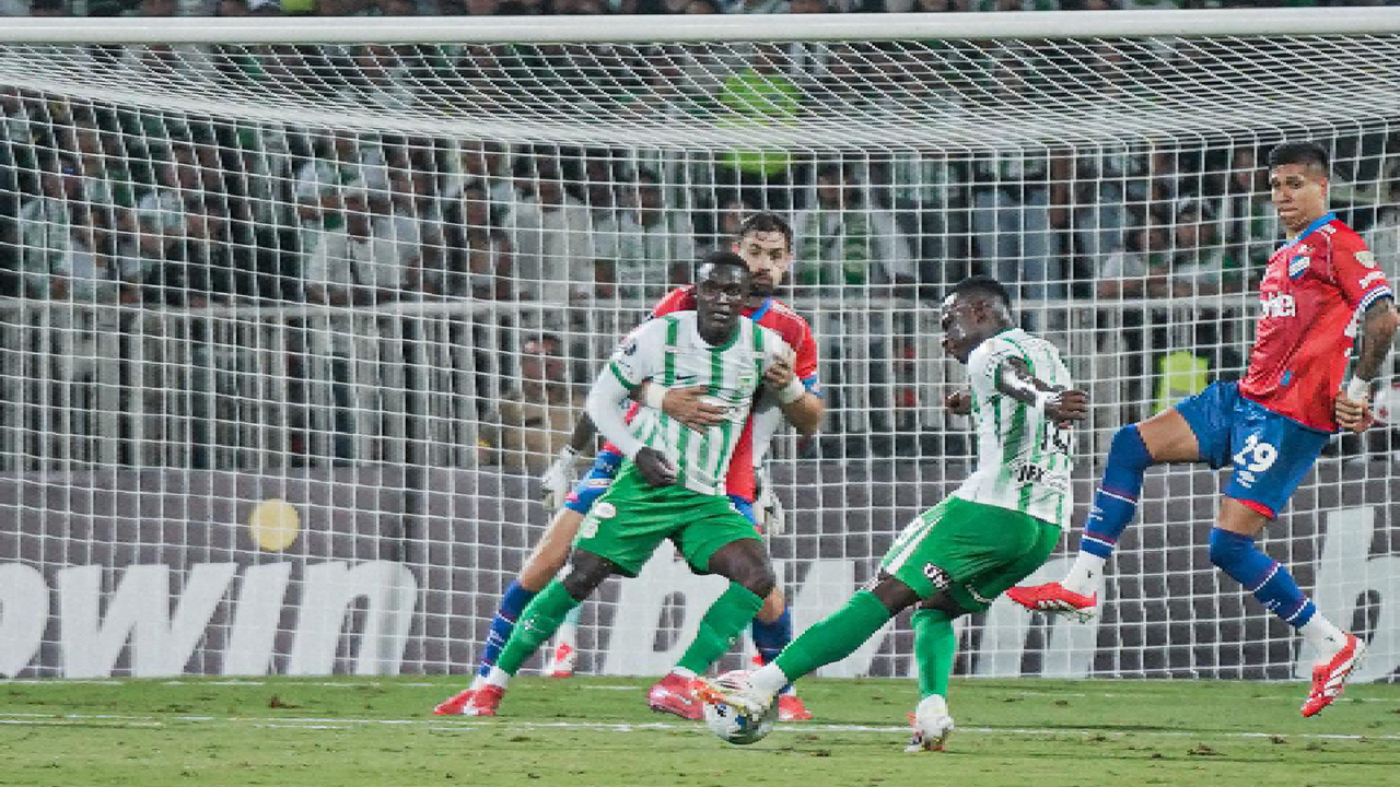 Kevin Viveros puso a vibrar al Atanasio: video del golazo para el 2-0 ...