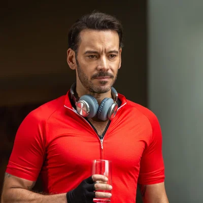 Entre risas, retos y mucha acción: así vive Diego Cadavid la serie ...