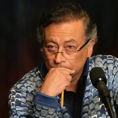 Ministro que no firme, se va: la advertencia de Petro a su gabinete ...