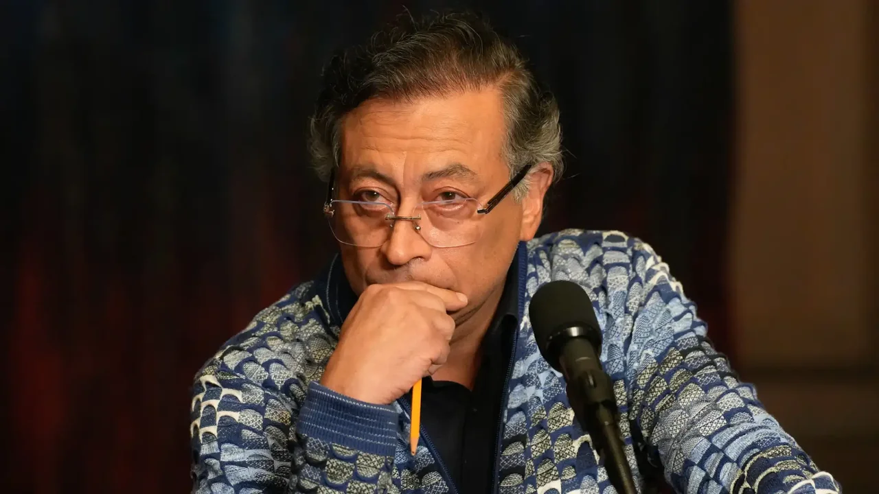 Presidente Petro denuncia conexión del Clan del Golfo y disidencias con ...