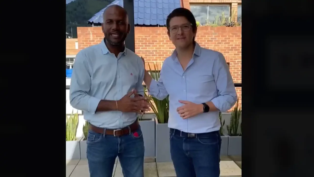 Las amenazas contra Víctor Mosquera, edil que acompañaba a Miguel Uribe ...