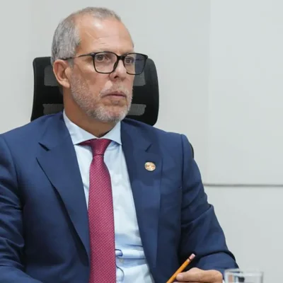 Se conocen detalles de las reuniones de Saade con la Cancillería por ...