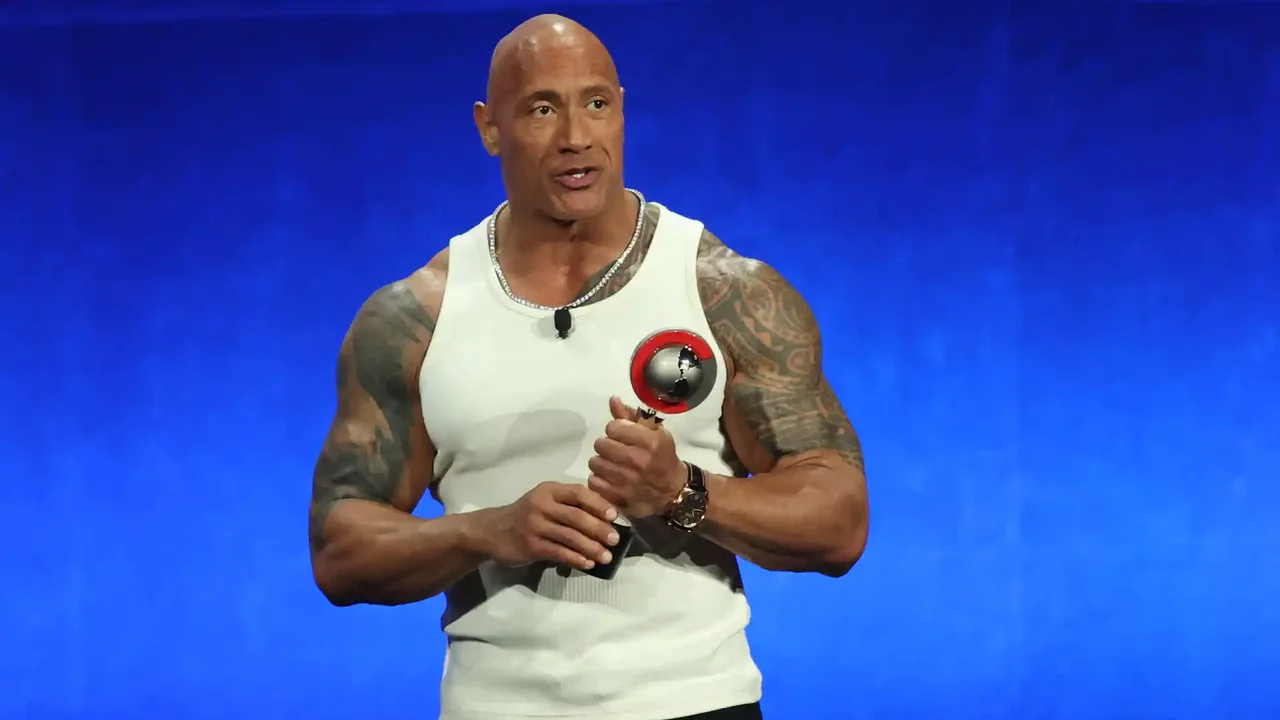 ¿Qué le pasó a “La Roca”? El cambio físico radical de Dwayne Johnson ...