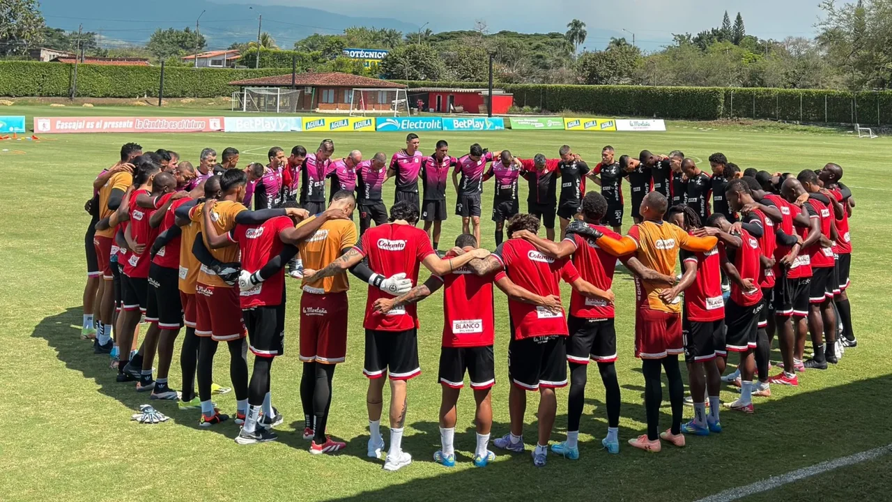 David González ‘caería de pie’ y estaría cerca de dirigir al América de ...
