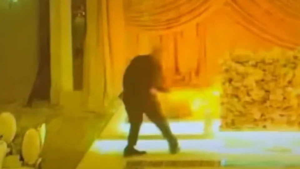 Hombre se infiltró en la fiesta de un matrimonio y se robó la caja de ...