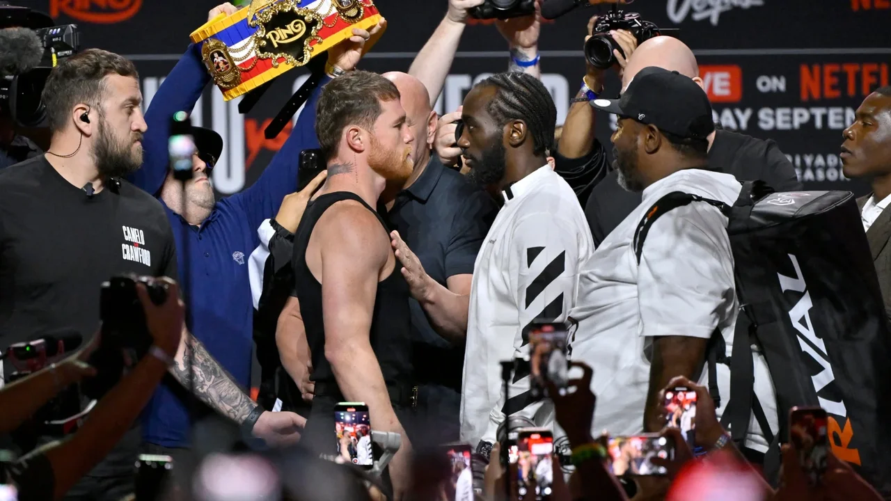 Canelo Álvarez vuelve al ring: ¿dónde y a qué hora verlo en Colombia ...