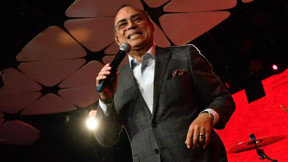 La insólita razón por la que cancelaron conciertos de Gilberto Santa Rosa en Colombia | Noticias RCN
