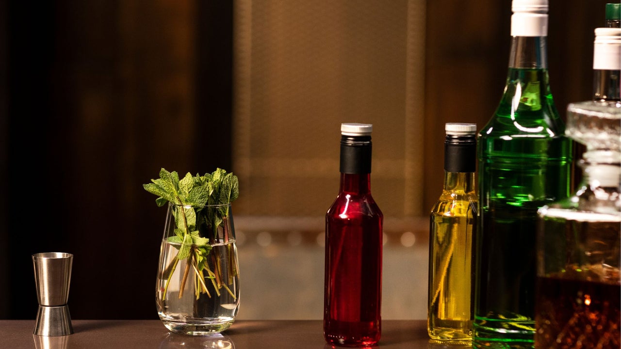 Así operaba la banda criminal que alquilaba bares en Bogotá para drogar ...